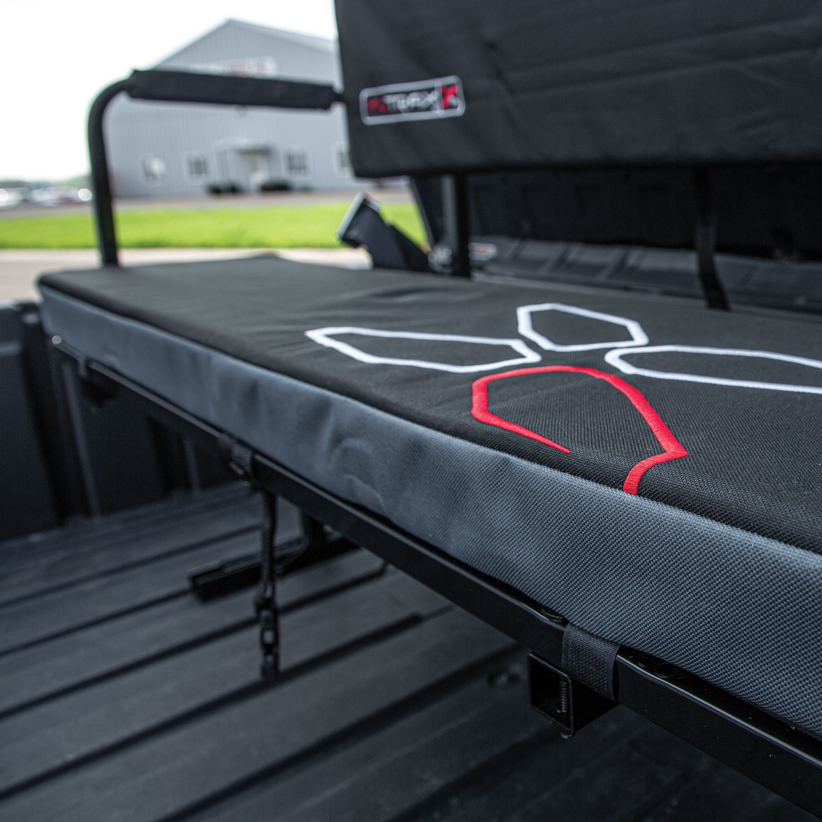 YUTRAX Universal Mount UTV Jump Seat, UTV Accessory, Increase Seating ...